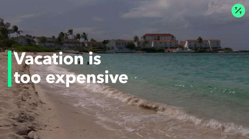 Americans Say They Can’t Afford a Vacation - Bloomberg
