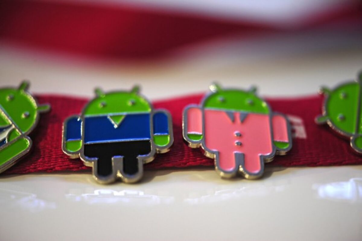 Google's Android Has a Fake-ID Security Problem - Bloomberg