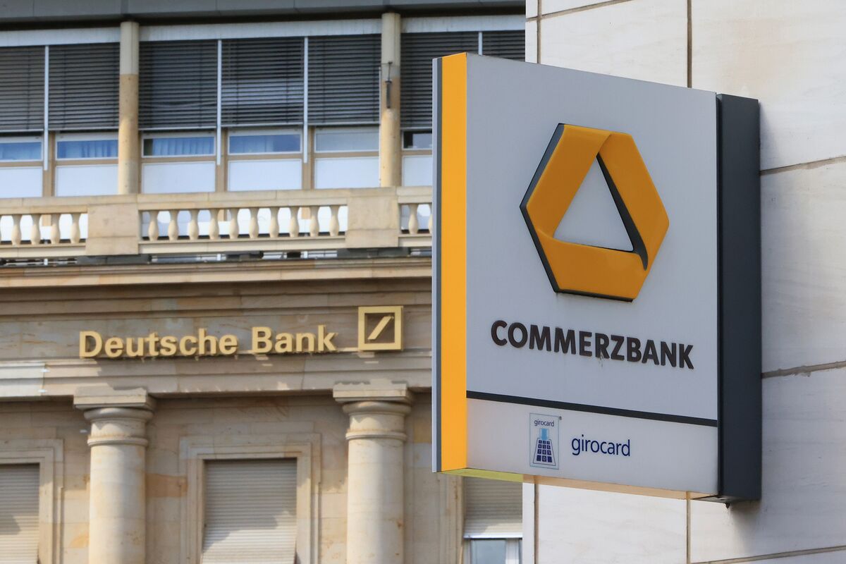 Deutsche Bank Turns to Morgan Stanley for Commerzbank Advice - Bloomberg