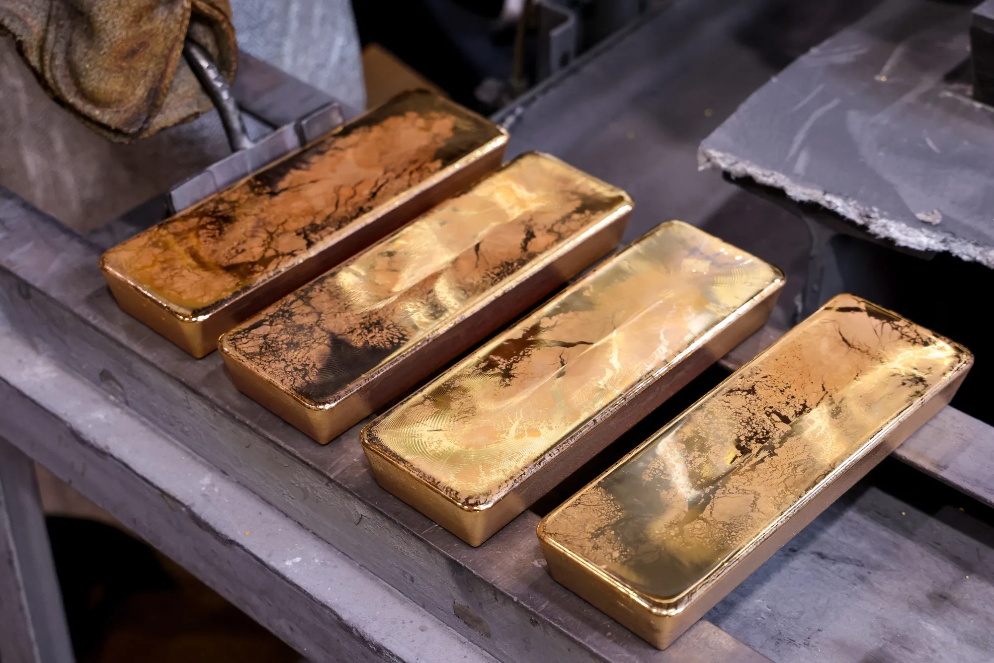 G-7 Ban on Russia Gold Imports Seen as ‘Largely Symbolic’ - Bloomberg