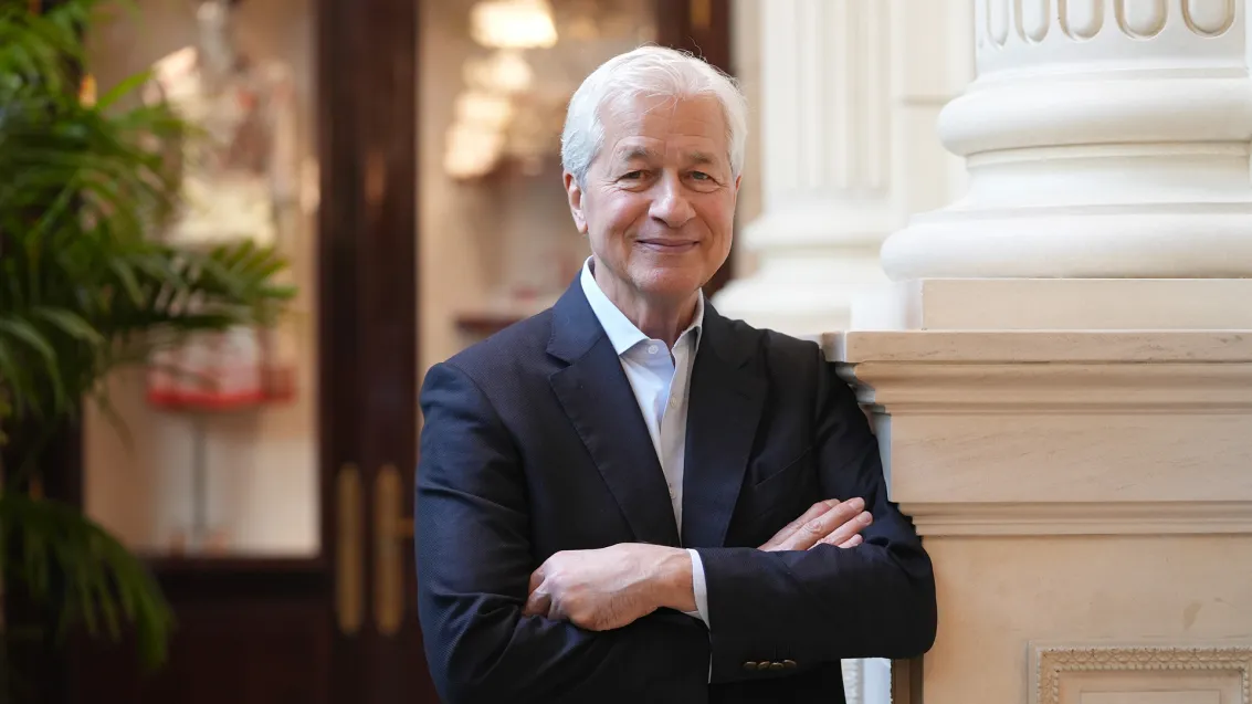 Watch Dimon Says JPMorgan Could Spend $20 Billion on Deals - Bloomberg