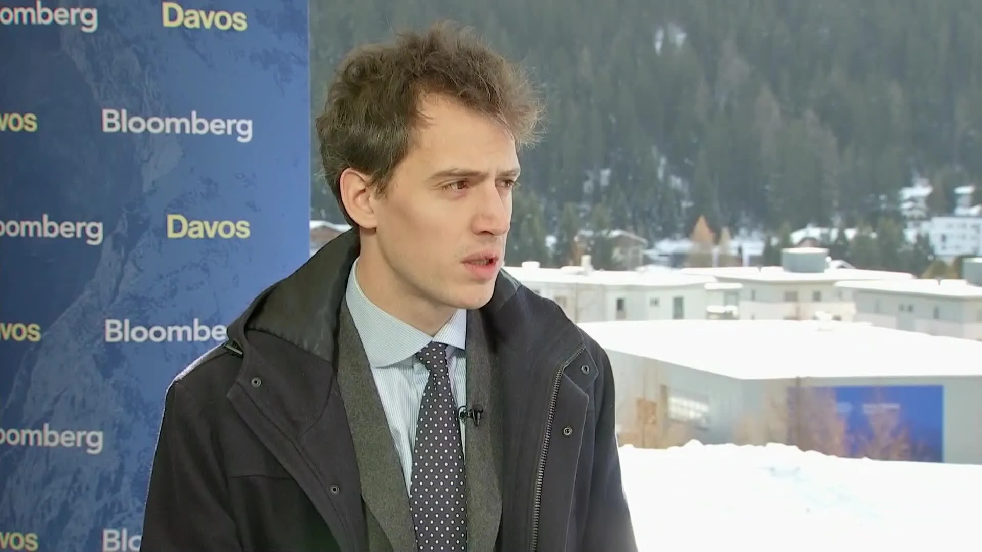 Watch Mistral CEO: China Behind in AI Is a ‘Fairy Tale’ - Bloomberg
