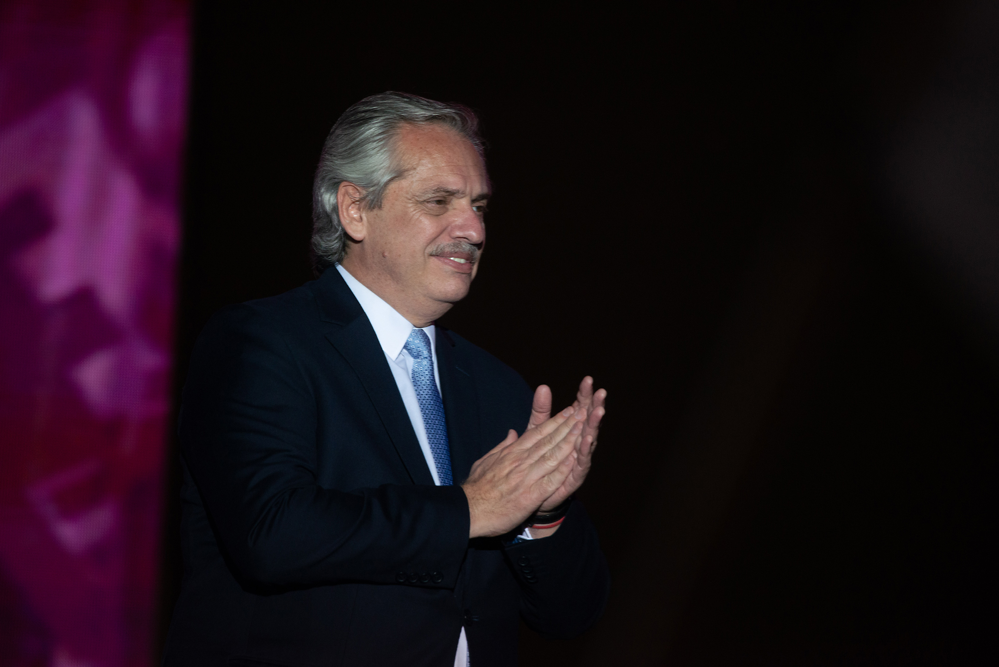 Argentina's President Alberto Fernandez to Keep Teaching Law - Bloomberg