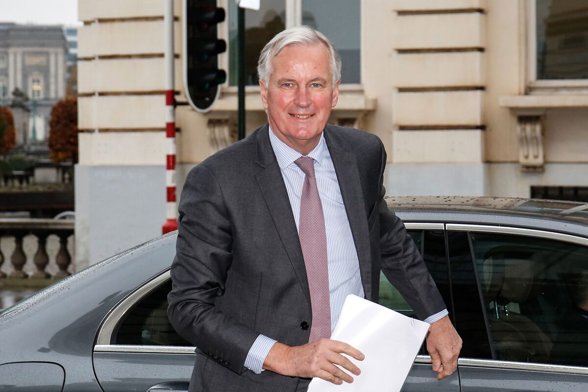 Barnier Raises Irish Obstacle as U.K. Moves on Brexit Bill - Bloomberg