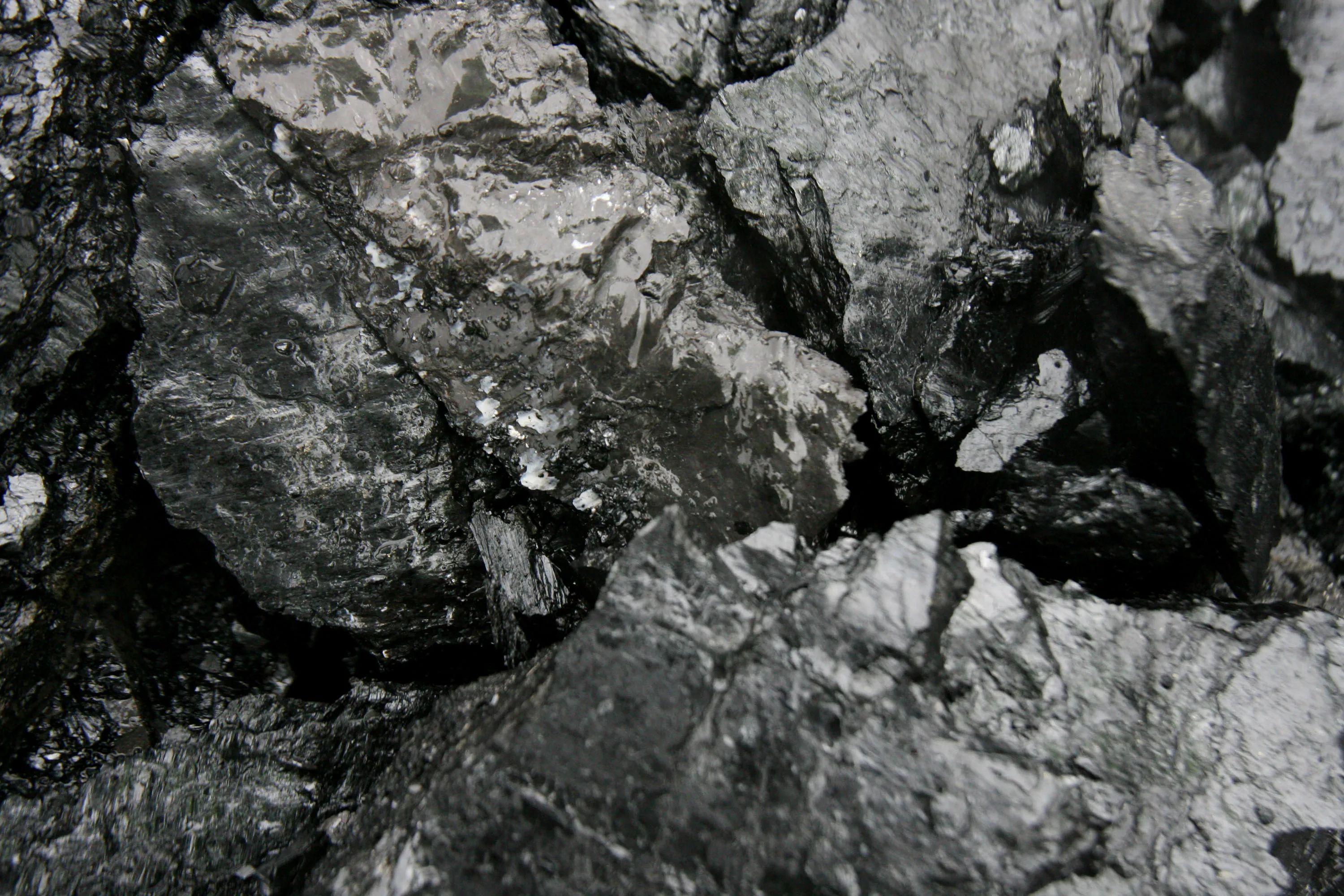 A New Coal Mine Undercuts U.K.’s Claim to Climate Leadership - Bloomberg