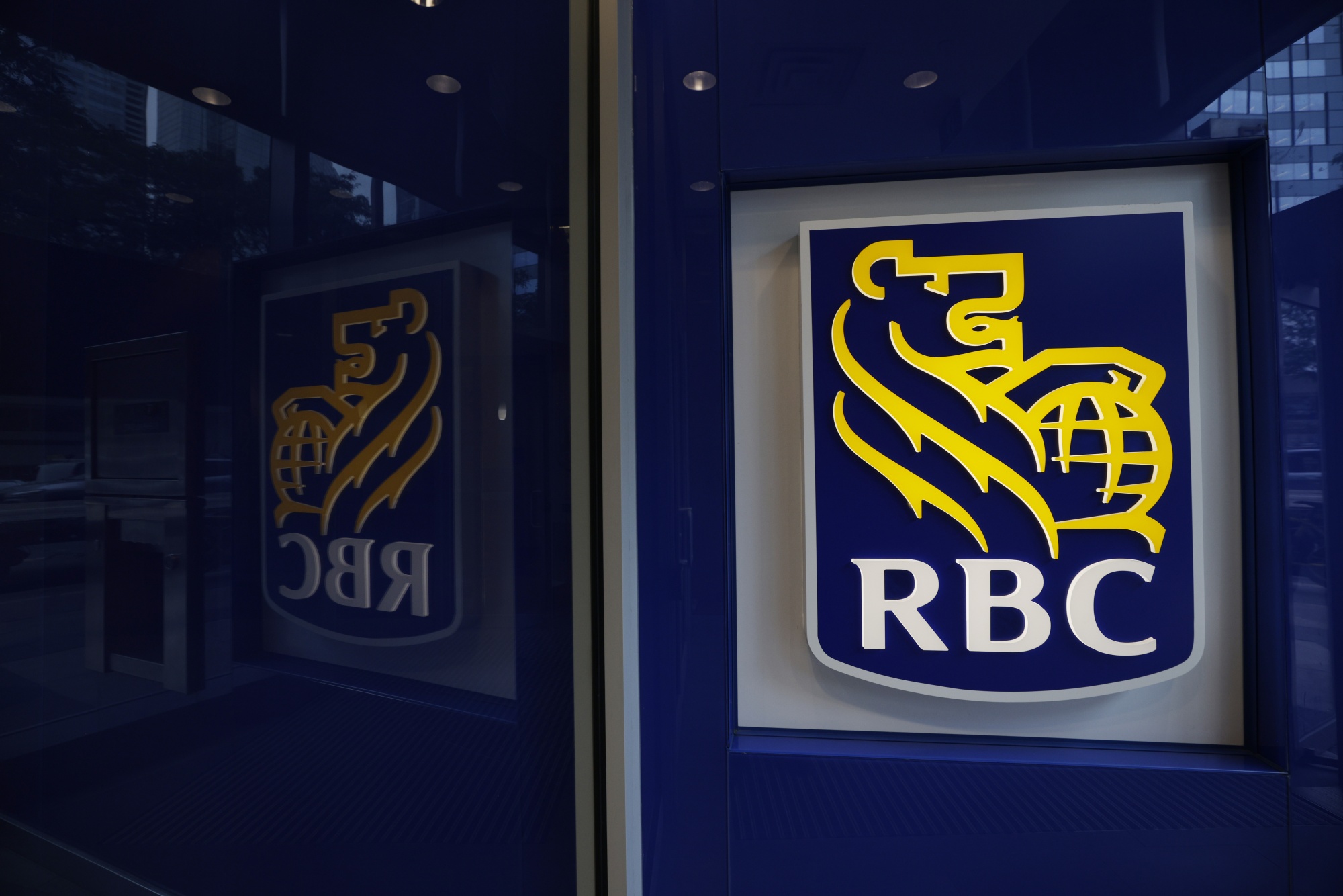 RBC’s Top Health-Care Investment Banker Returns to Deutsche Bank ...