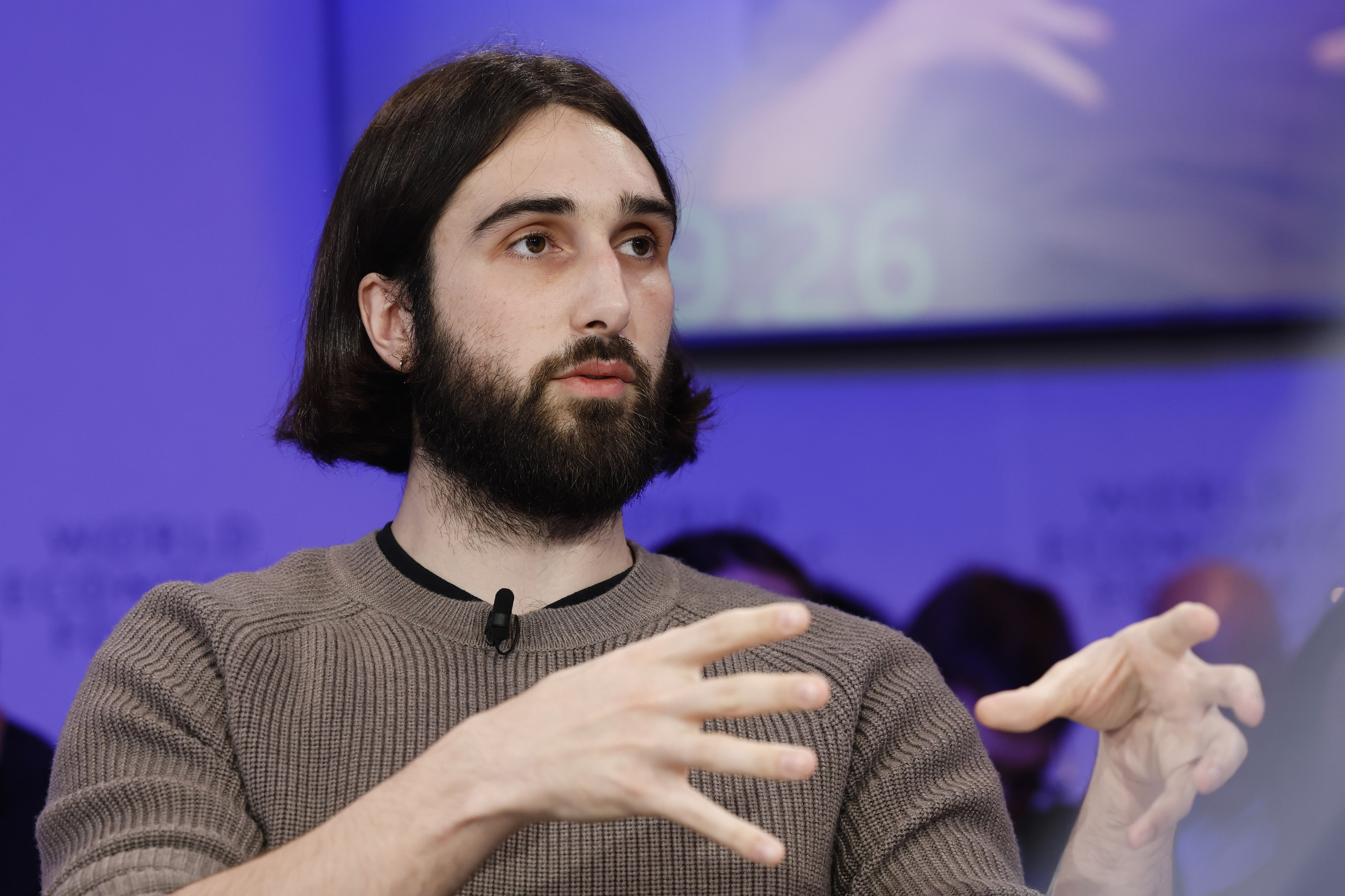 AI Startup Cohere Nears Deal to Raise Funds at $5 Billion Valuation ...