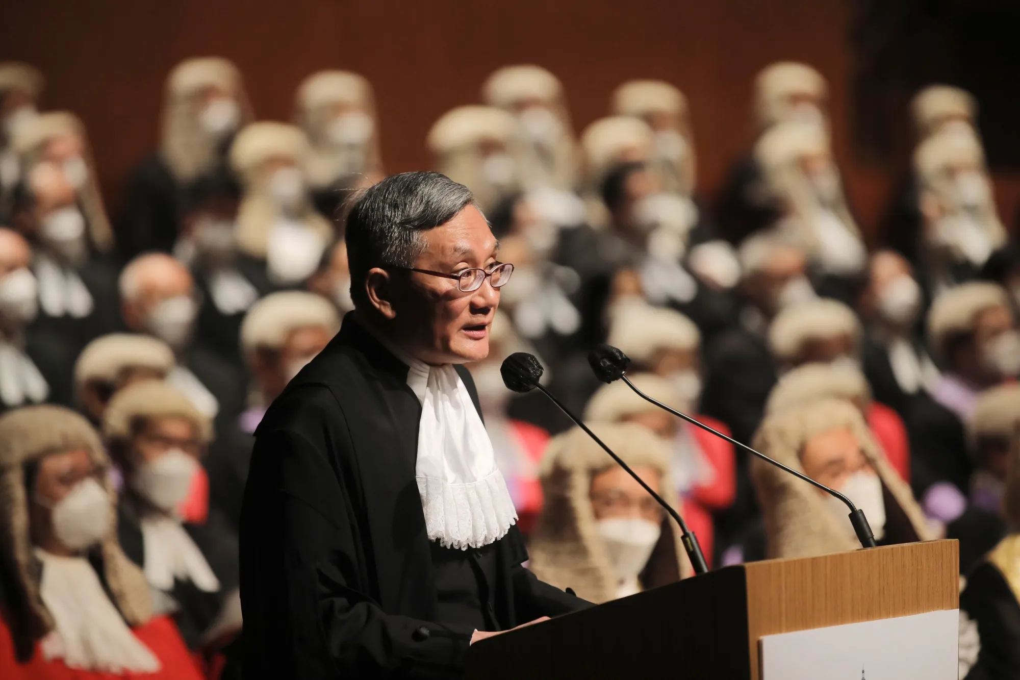 HK Chief Justice Admits Difficulty Hiring Overseas Amid Tensions ...
