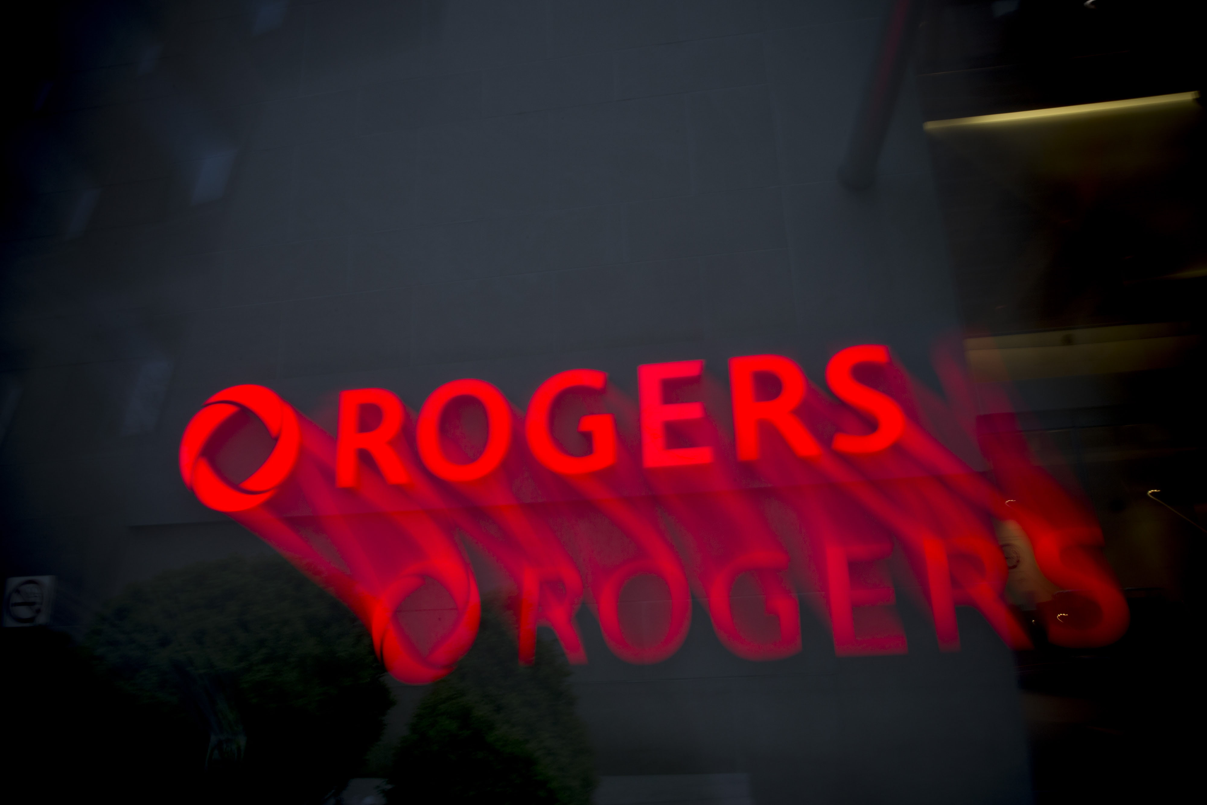 Altice and Rogers Stick by Cogeco Bid Despite Its Rejection - Bloomberg