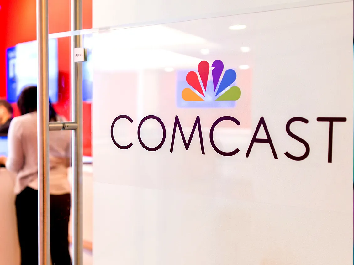 Comcast Beats on Profit Even as Broadband, TV Subscribers Vanish (CMCSA ...