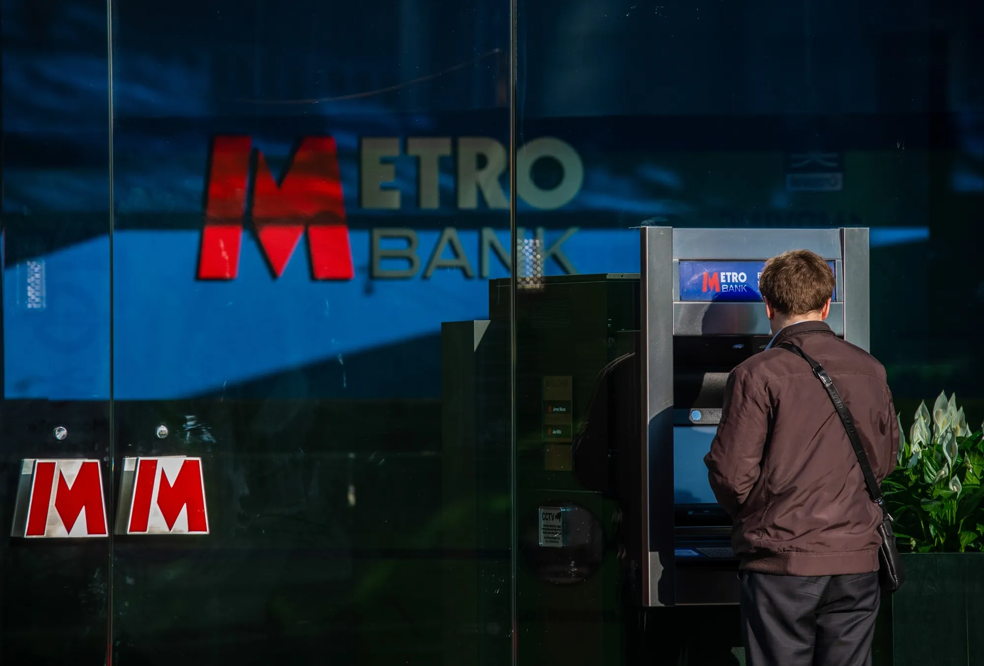 Colombian Billionaire Buys Stake in U.K.’s Troubled Metro Bank - Bloomberg