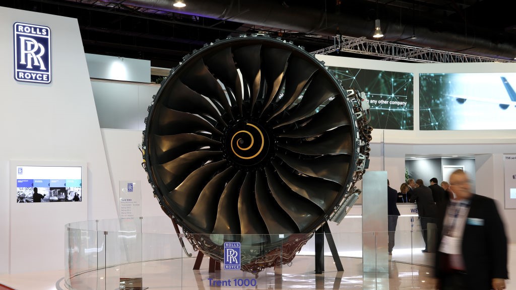 Watch Rolls-Royce CEO: Trent 1000 ‘Competitive’ by End of 2025 - Bloomberg
