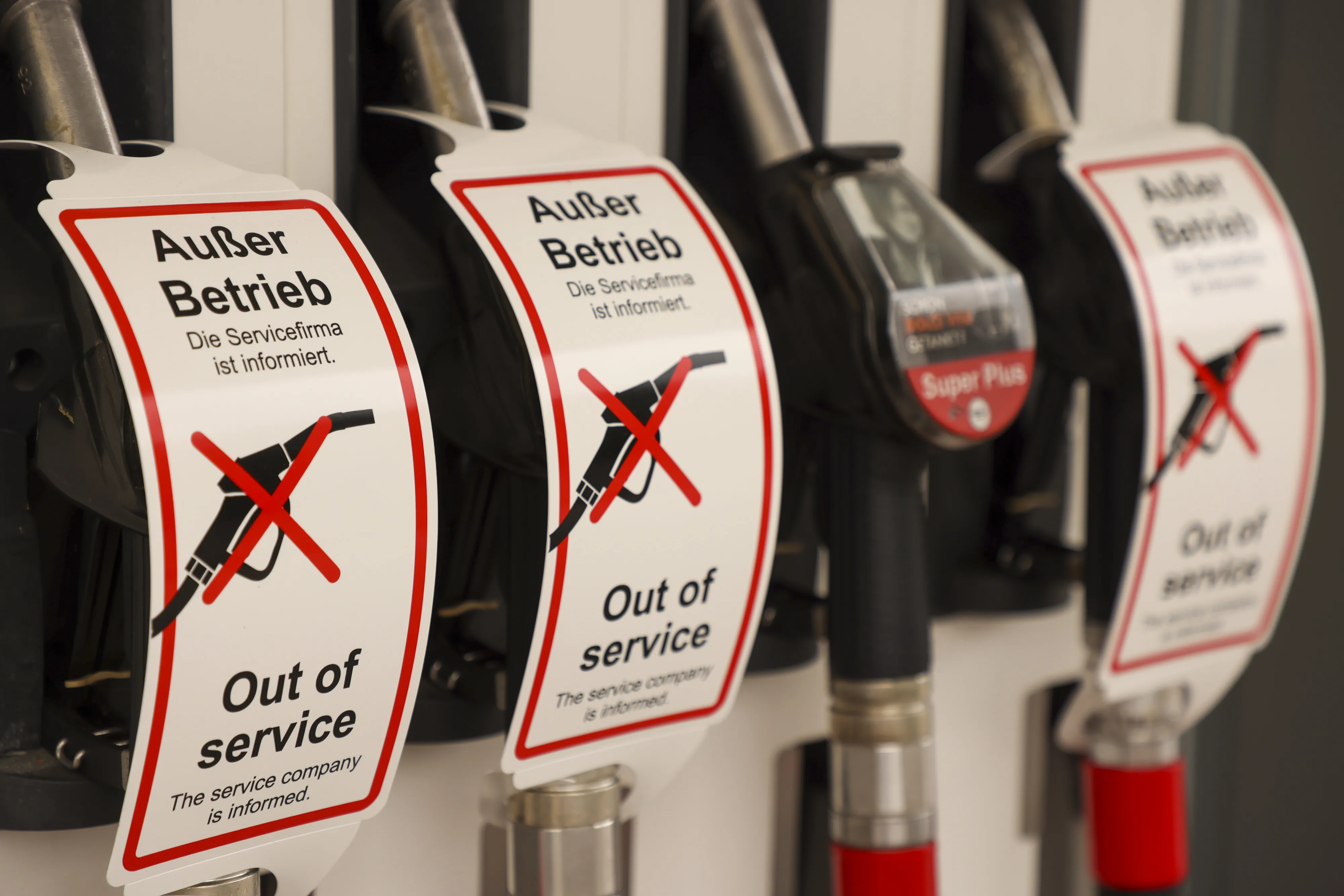 German Diesel Drivers, Truckers Hit by Growing Energy Crisis - Bloomberg