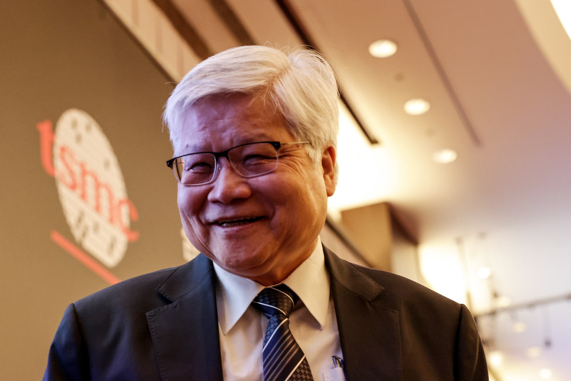 TSMC’s New Chairman Affirms Hopes of AI-Fueled 2024 Recovery - Bloomberg