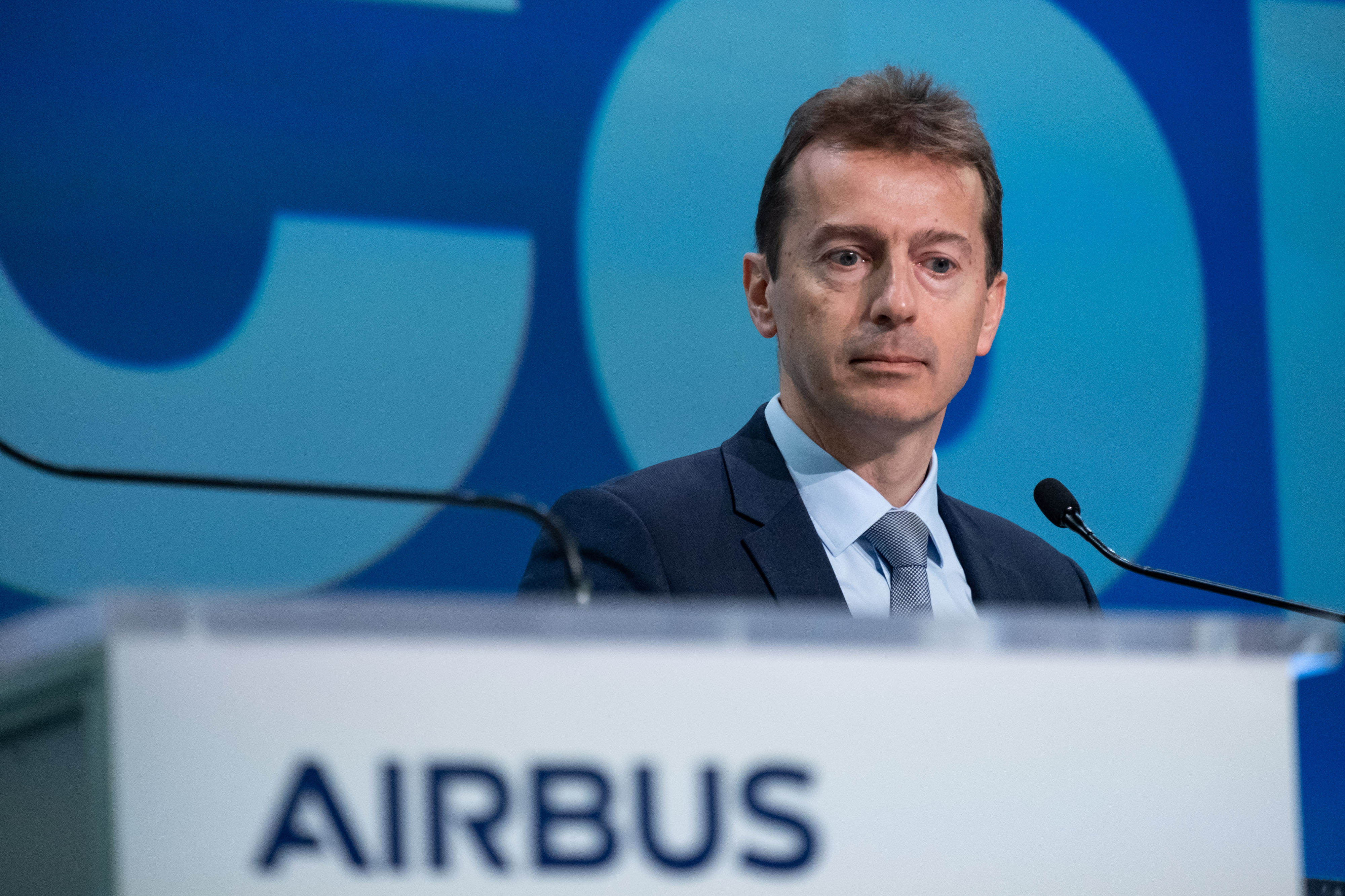 Airbus Set for Sweeping Job Cuts After Meeting With Unions - Bloomberg