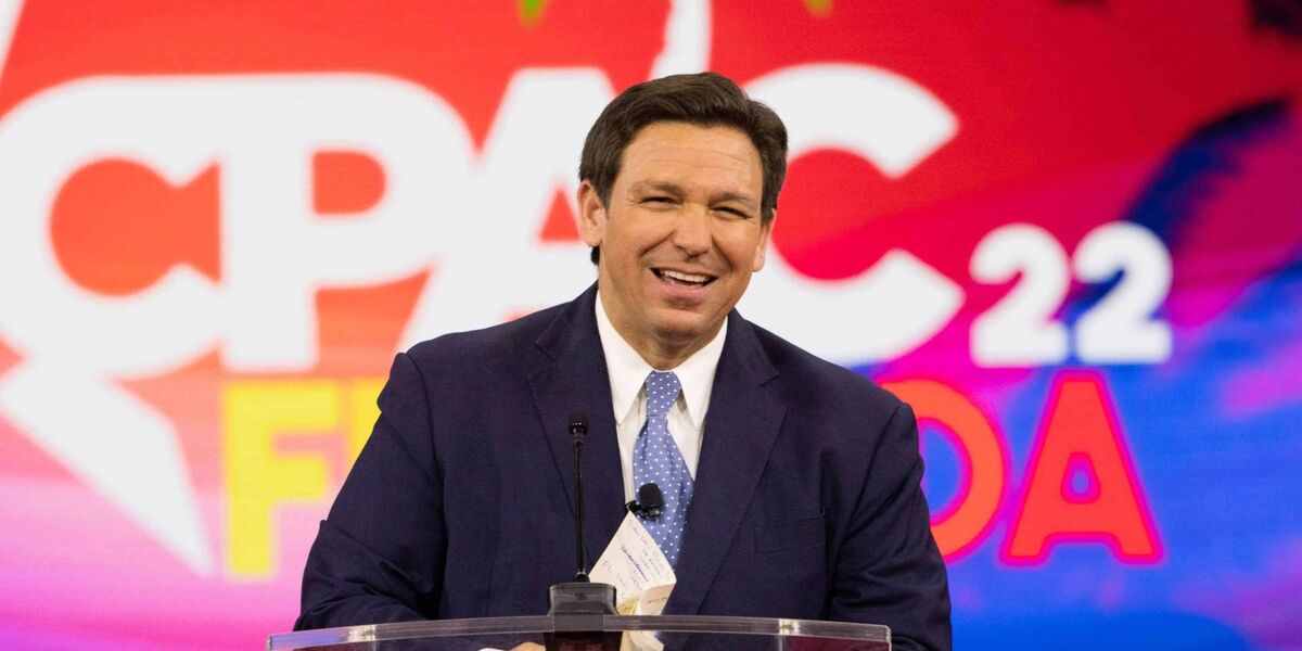 DeSantis’s Disney Fight Carves Niche Beyond Trump - Bloomberg