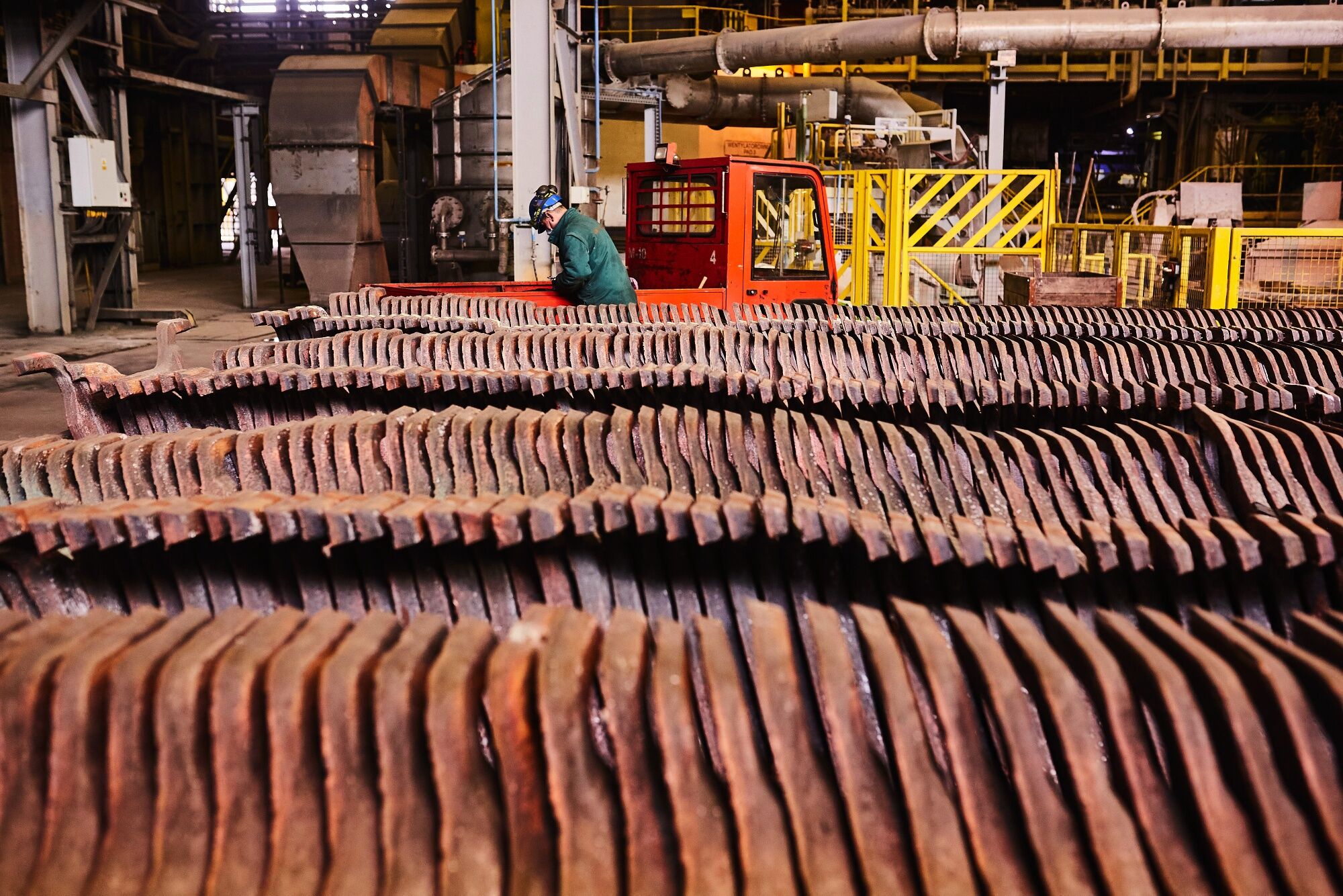 Base Metal Markets Across LME Are Showing Signs of Surplus - Bloomberg