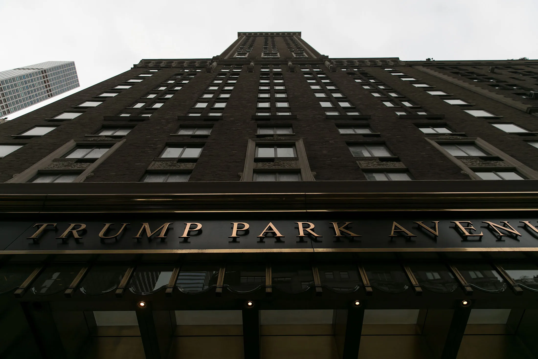 Trump Park Avenue Penthouse Could Rent for $1, Lawyer Alleges - Bloomberg