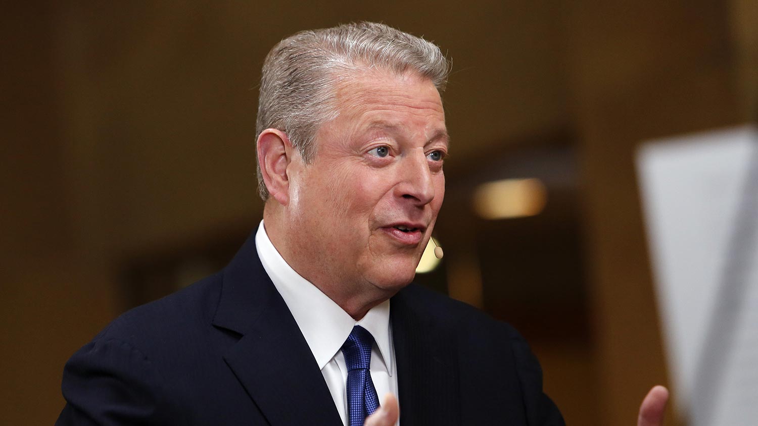 Al Gore Says Climate Change Deniers Should Pay ‘a Price’ - Bloomberg
