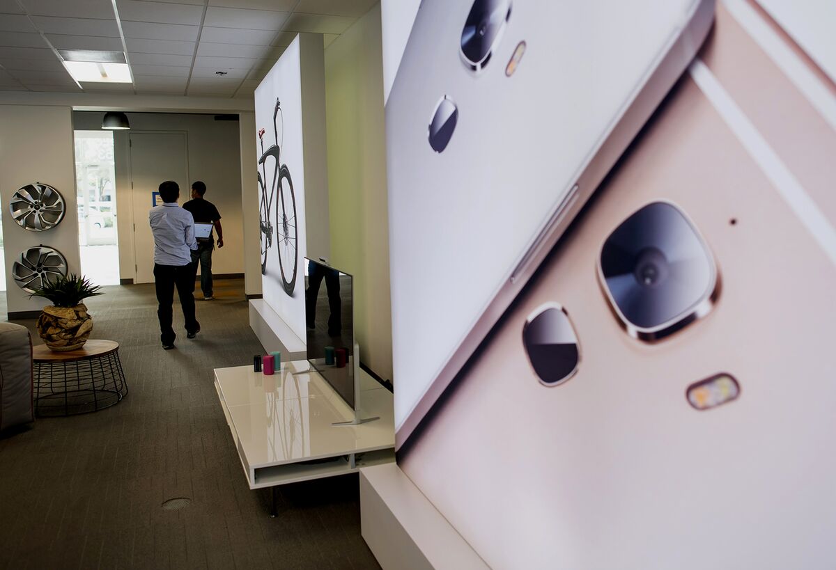 This Chinese Video Streaming Giant Wants to Sell You a TV, a Phone and ...