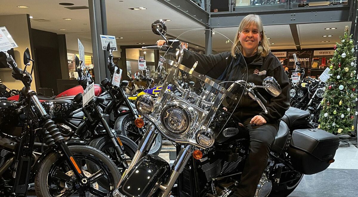 Vanguard Asset Manager Quits Finance to Sell Harley Davidson Motorbikes ...