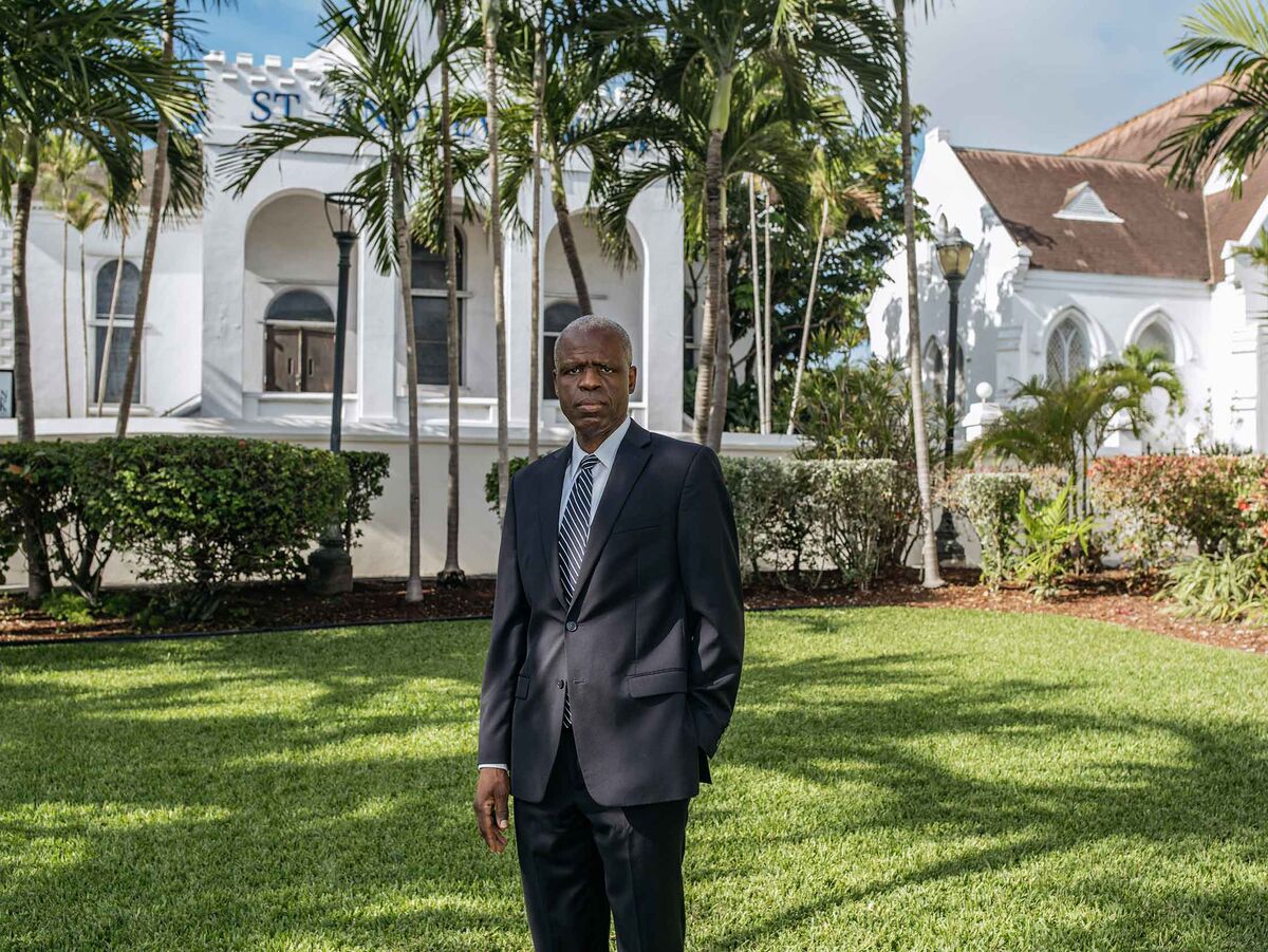 The Bahamas’ Central Banker Explains Why Its ‘Sand Dollar’ Led the Way ...