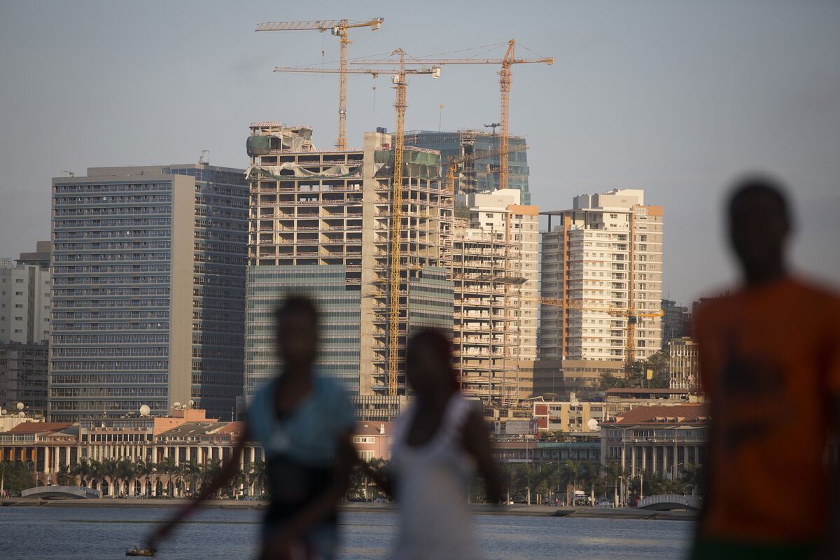 Angola Says It Will Comply With Its Foreign Debt Commitments - Bloomberg