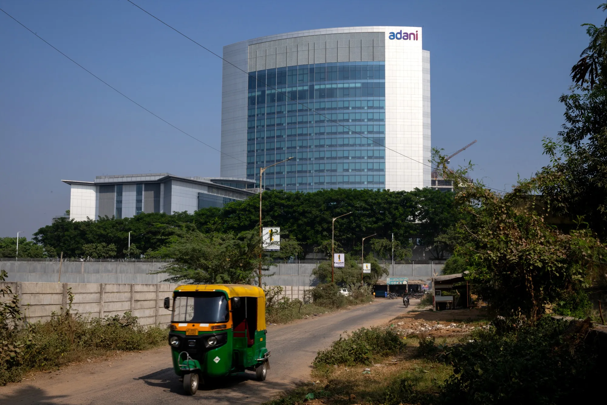 Adani Units in Talks with MUFG for $250 Million Offshore Loans - Bloomberg