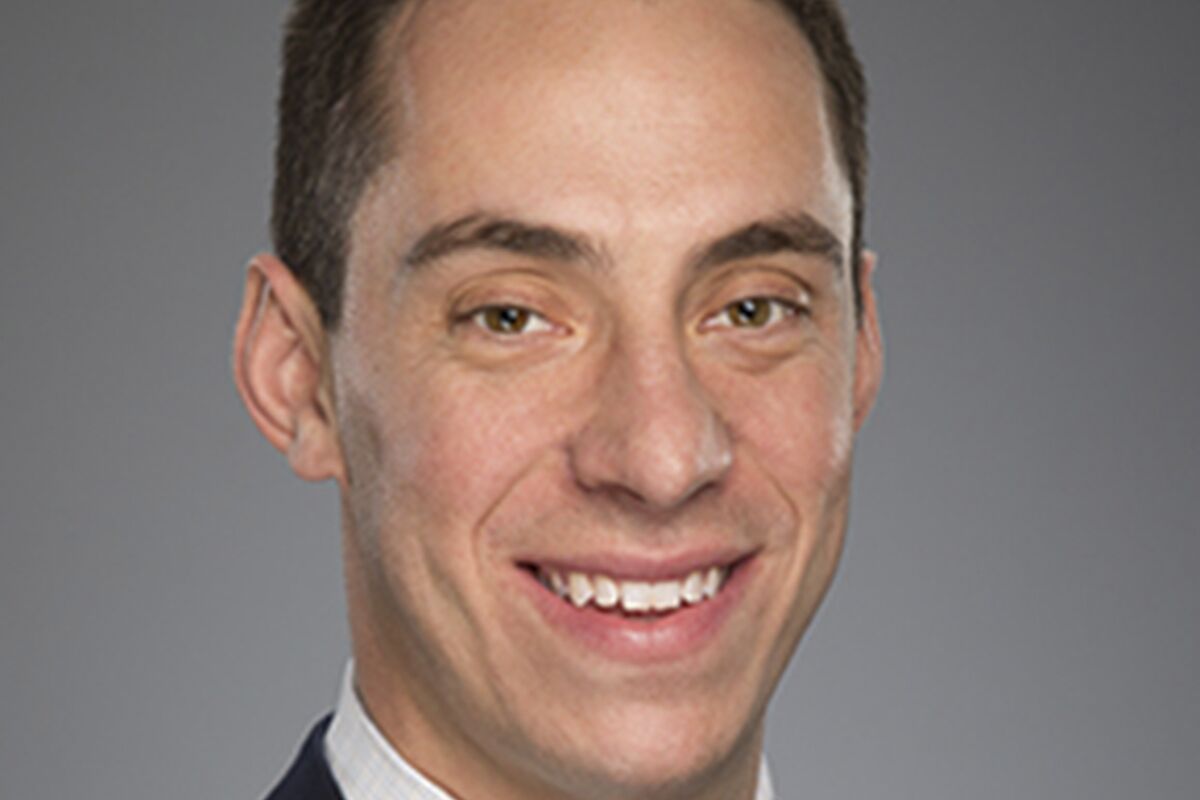 Billionaire Dan Och Dredges Up 'Personal Issue' in Hedge Fund Fight - Bloomberg