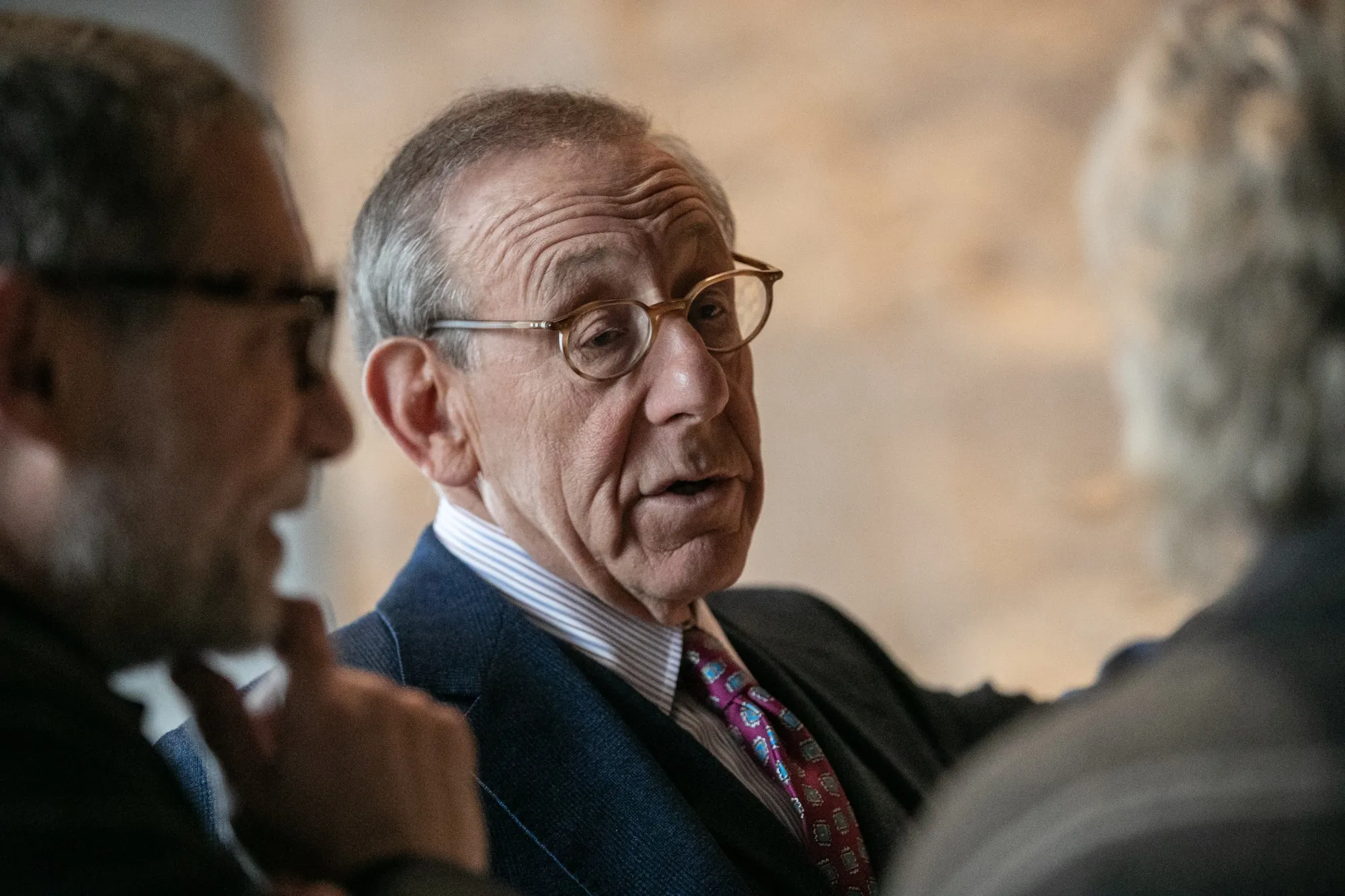 Billionaire Ross Raising Millions to Drive Voters to NYC Primary ...