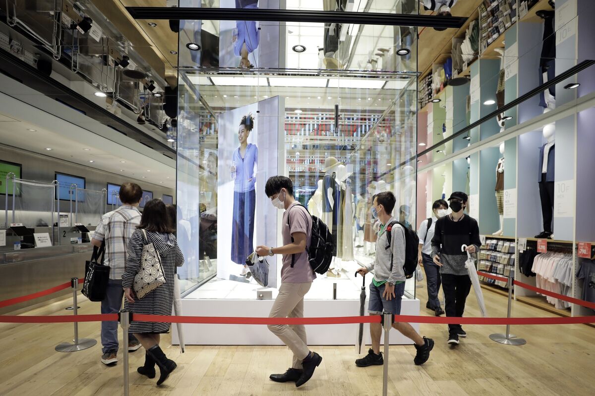 Japan Retailers Gain as Sales Data Hint at Post-Outbreak Rebound ...