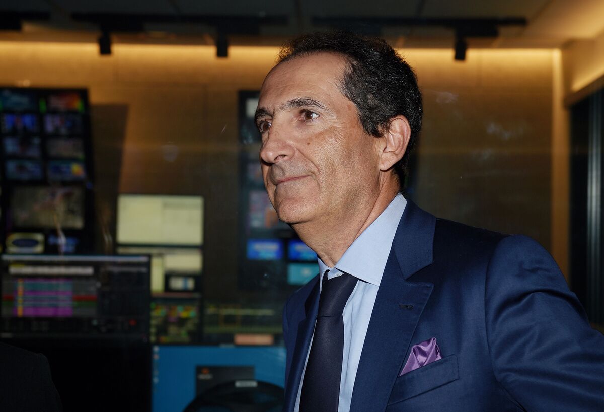 Billionaire Founder Makes Opportunistic Swoop on Altice - Bloomberg