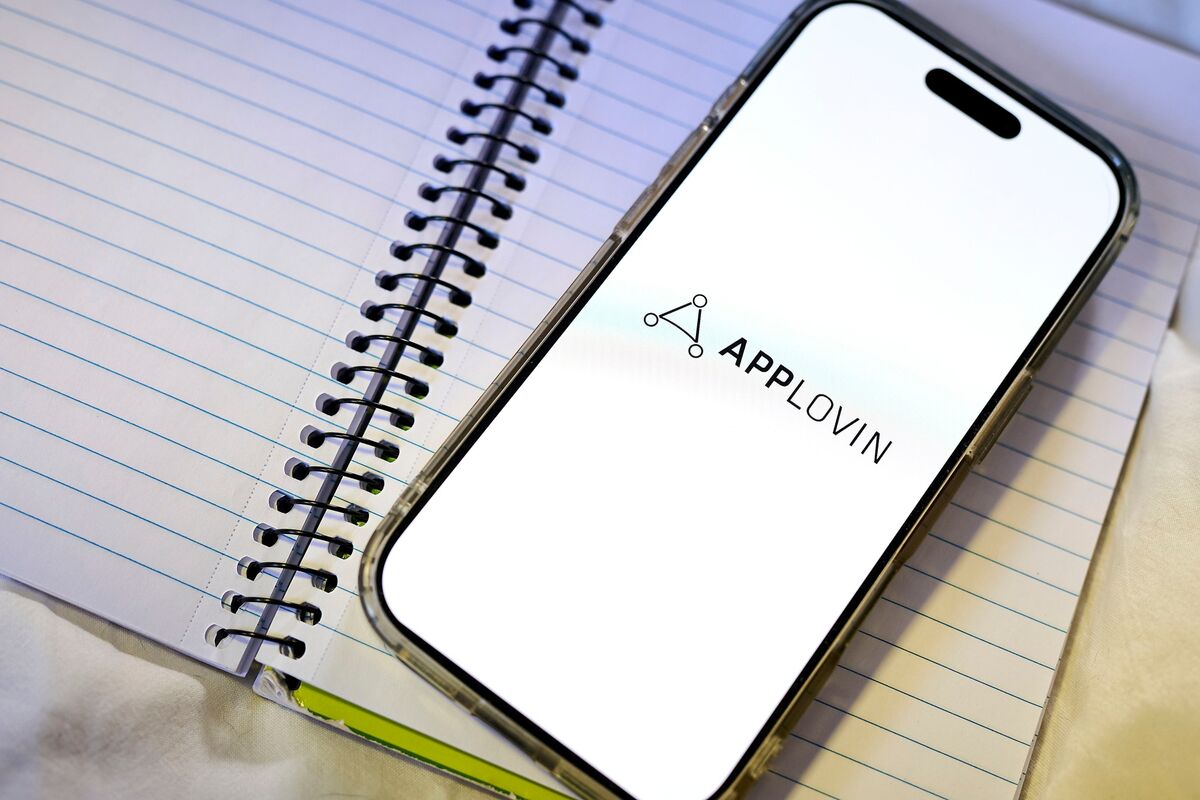 AppLovin to Build Social Platform After Failed Bid for TikTok Assets ...