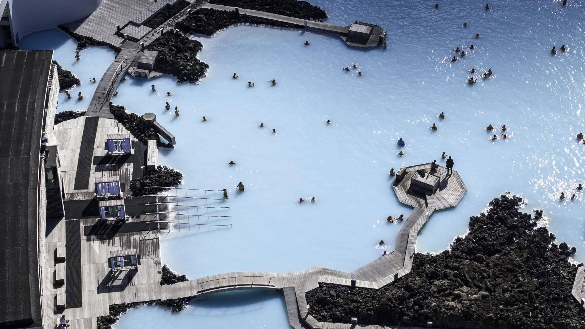 Iceland Volcano Latest: Blue Lagoon, Grindavik Evacuated - Bloomberg