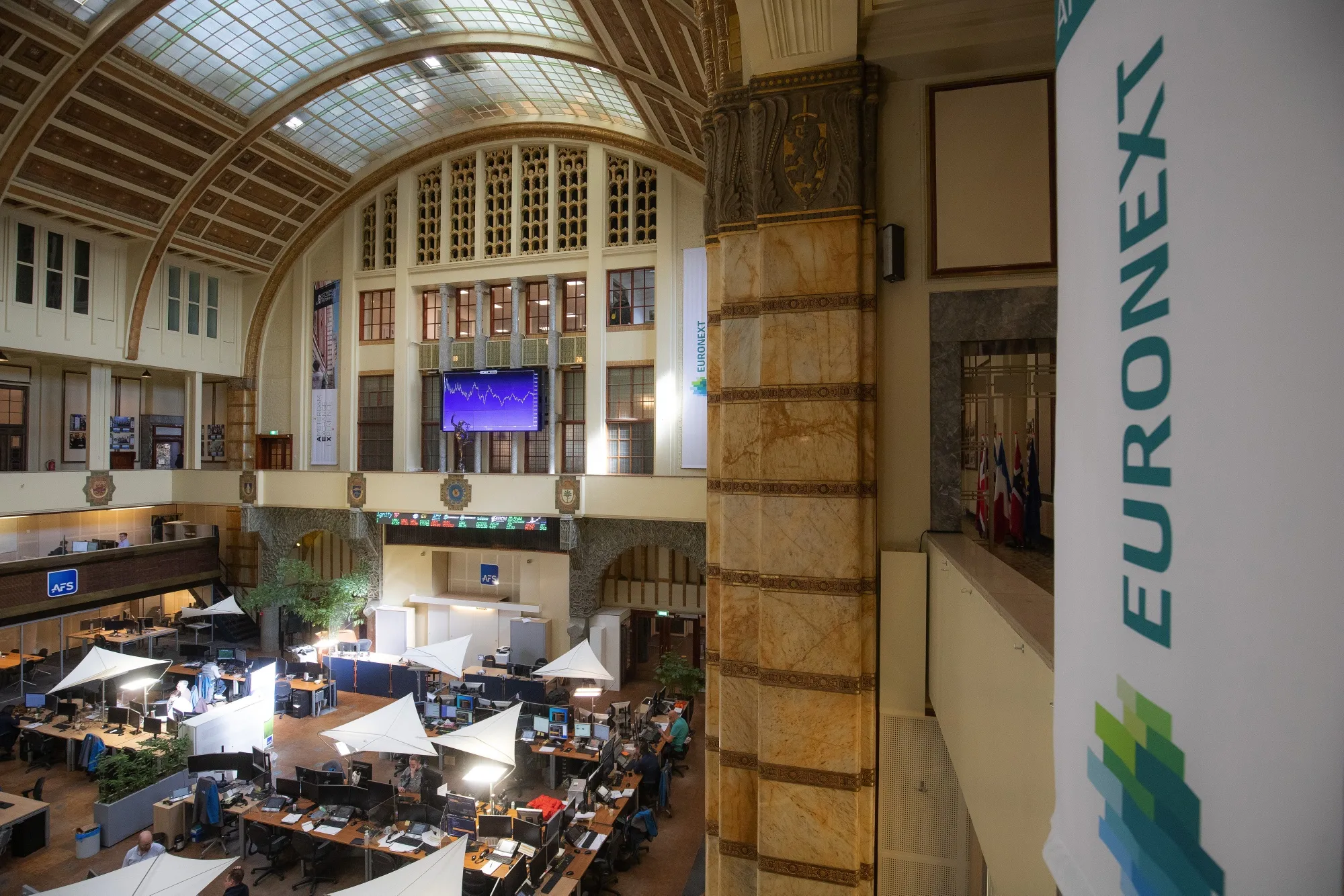 Europe’s IPO Drought Has Stock Exchanges Battling for Listings - Bloomberg