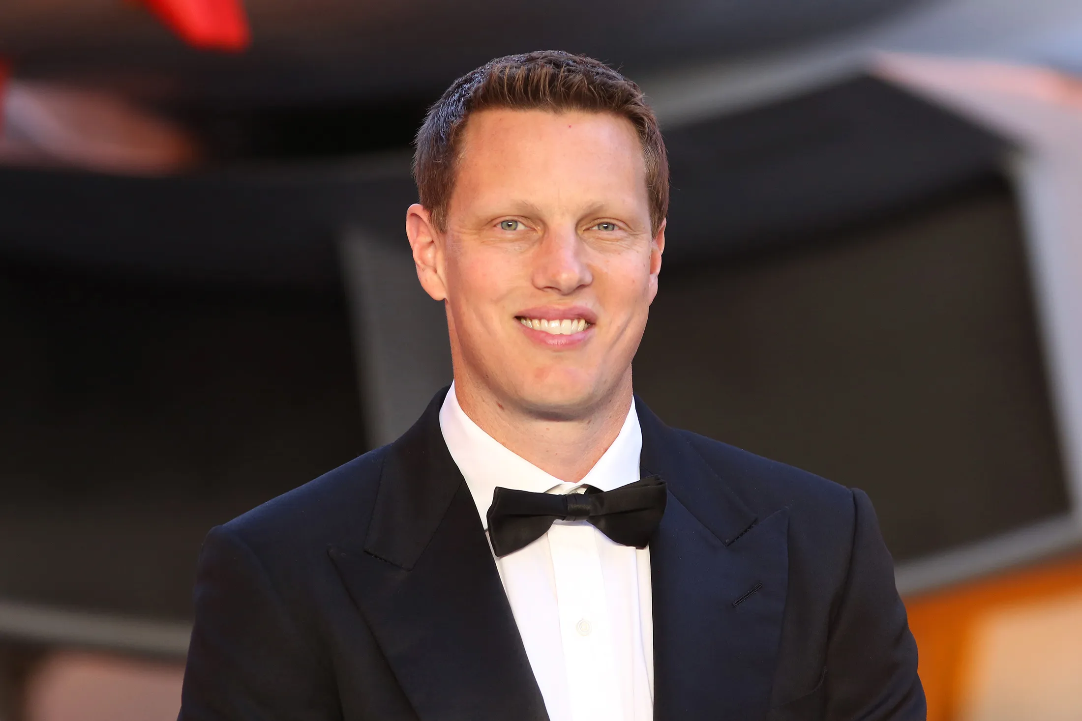 Ellison’s Latest Paramount Offer Includes $15-a-Share Sweetener - Bloomberg