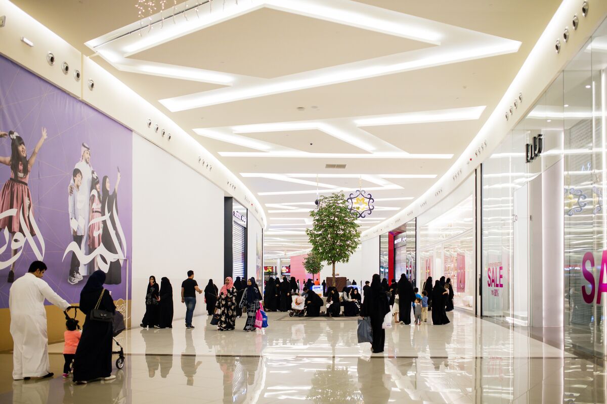 Saudi Mall Owner Seeks $836 Million From Initial Share Sale - Bloomberg