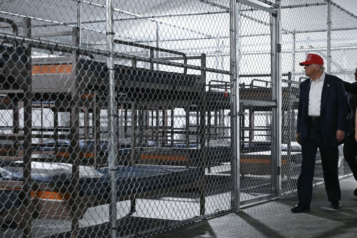ICE Plans to Greatly Expand Detention Capacity - Bloomberg