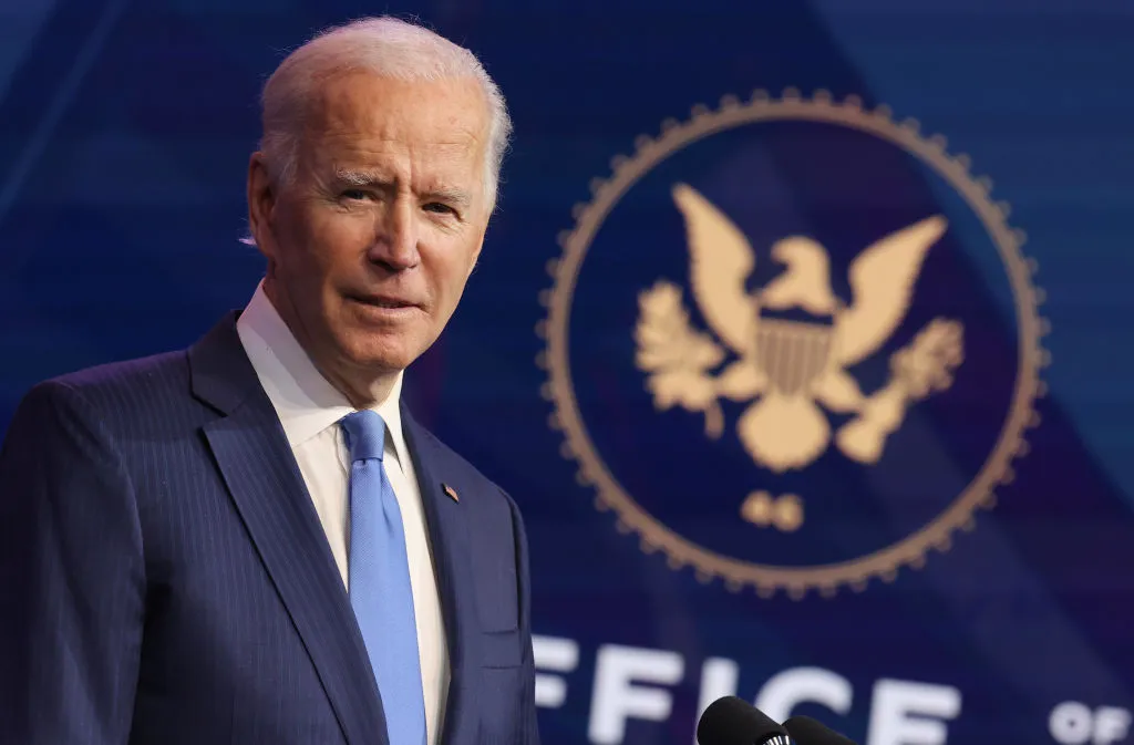 Biden Shouldn't Cut Off LNG Exports to Fight High Gas Prices - Bloomberg
