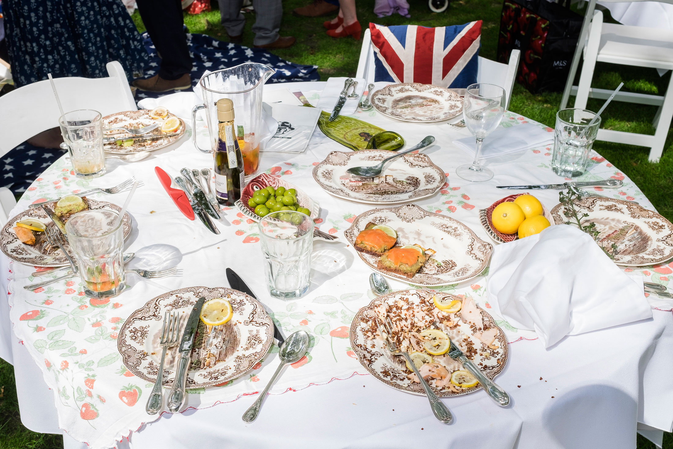 London Chap Olympics in Photos - Bloomberg