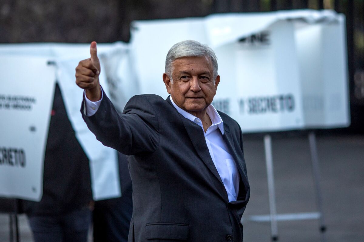 AMLO Changes Course on Mexican Security After Record Bloodshed - Bloomberg