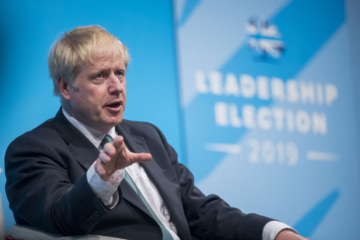 Johnson, Hunt Push Back Against Threats to Press in Leak Probe - Bloomberg