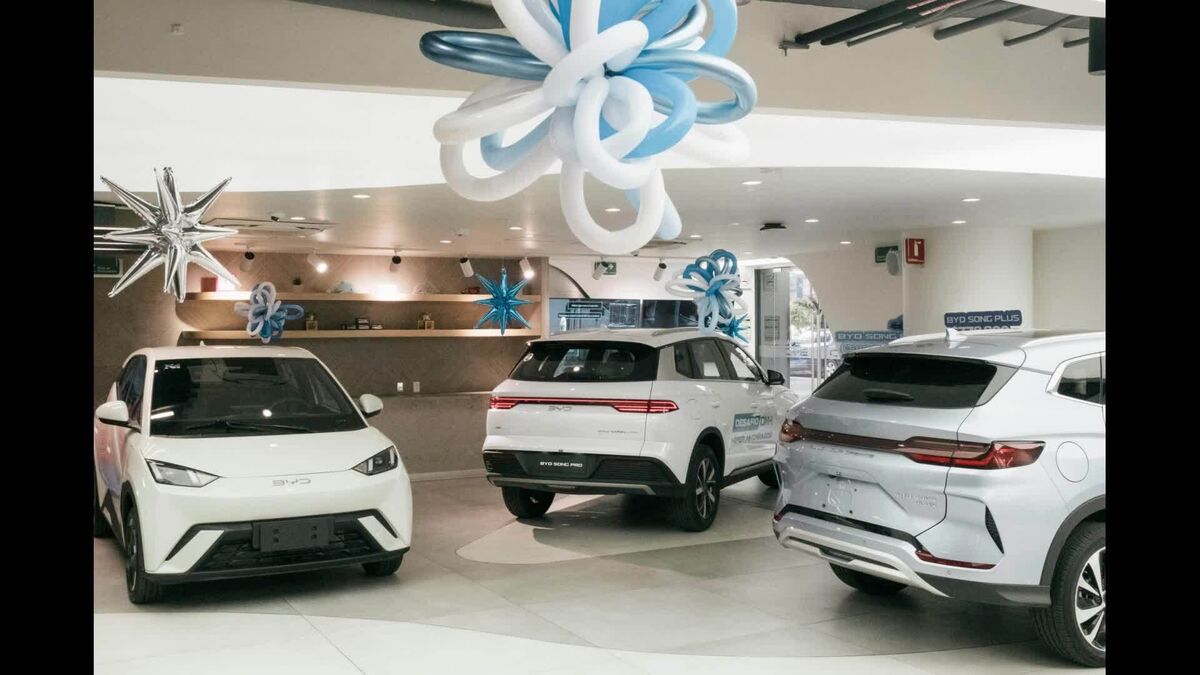 Lucid Stock Rises on Air Grand Touring Range Test in Norway