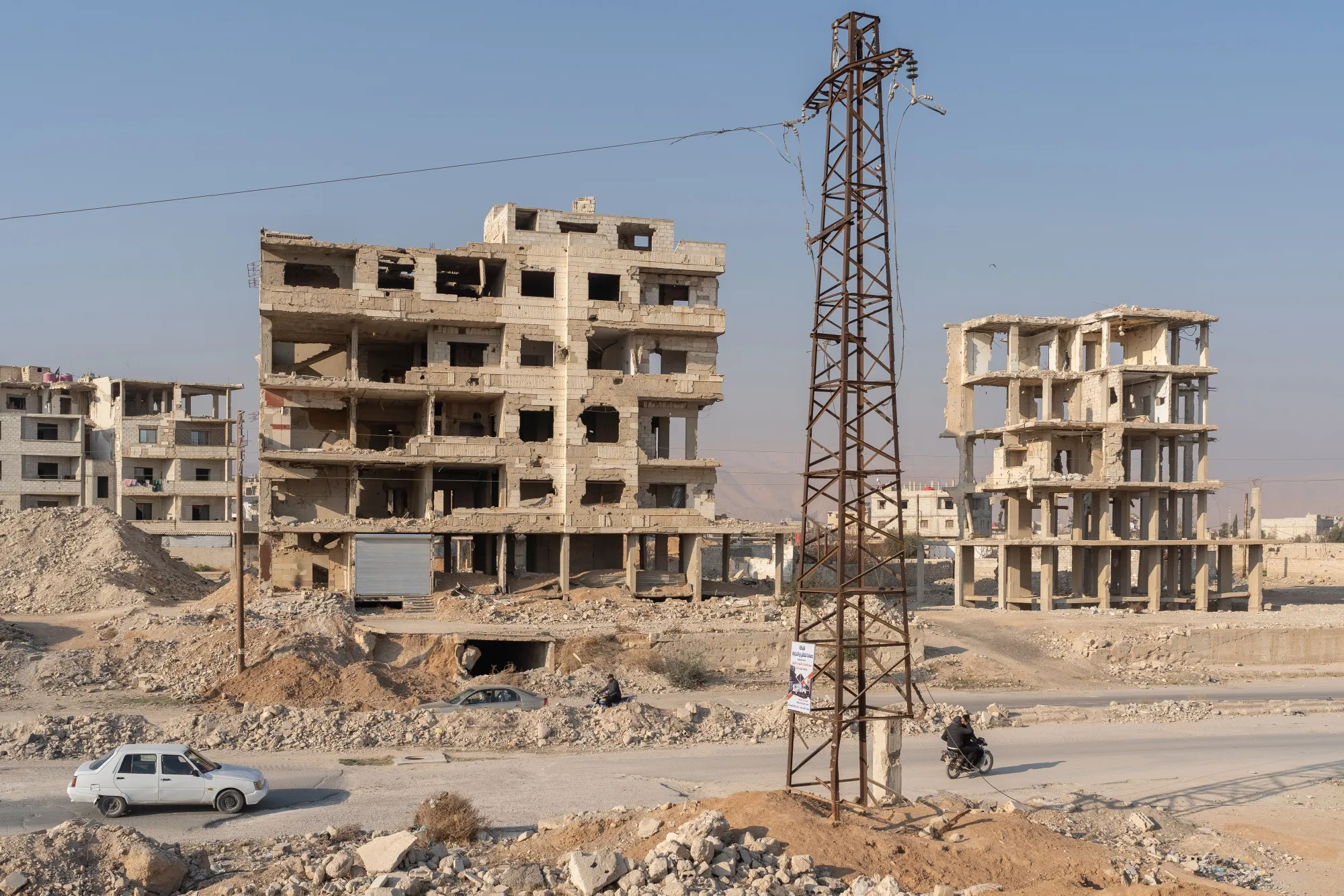 Trump’s Pledge to Lift Syrian Sanctions Faces a Complex Road - Bloomberg