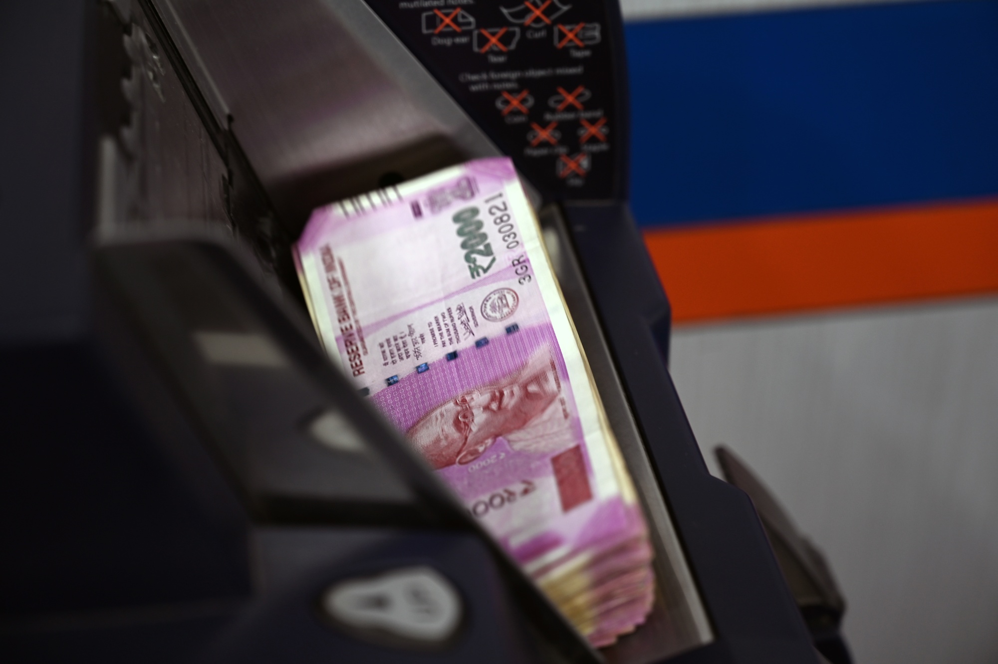 Rupee’s Key Support Level in Focus as RBI Review Approaches - Bloomberg