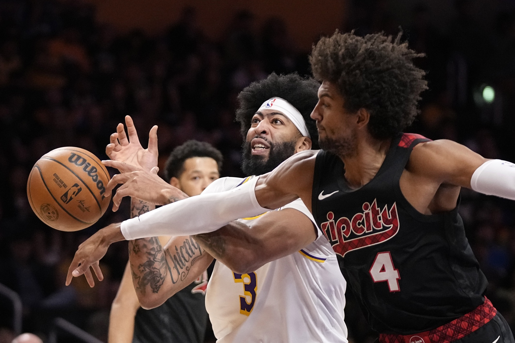 LeBron sits with injury while Davis, Hachimura propel Lakers to 116-110 ...