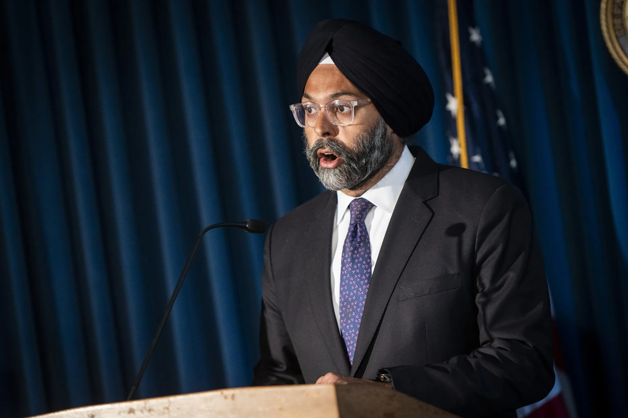 SEC Enforcement Chief Gurbir Grewal Plans Mid-October Exit - Bloomberg