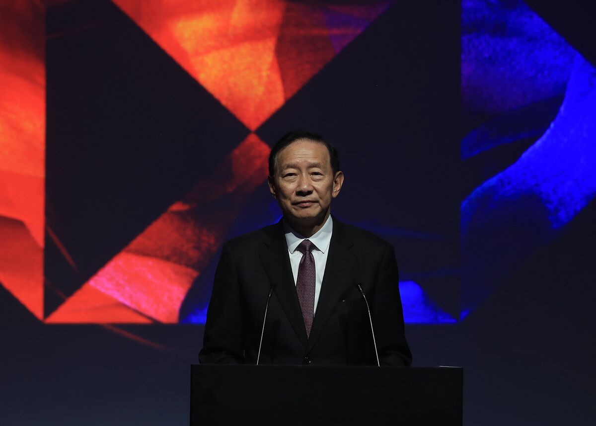 HSBC Pivot Stokes Tension Between Hong Kong, London Bankers - Bloomberg