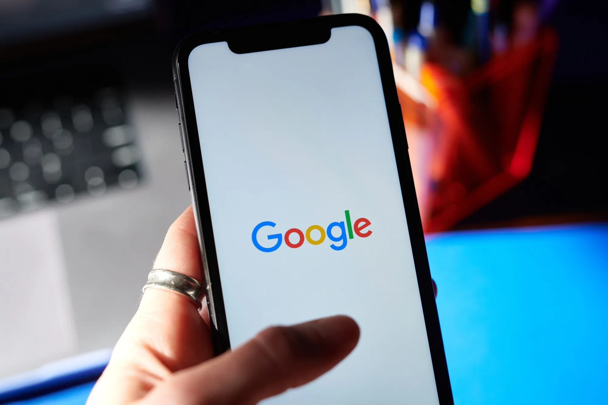 Google (GOOGL) Begins Rollout of Ads in AI Overview Search Results ...