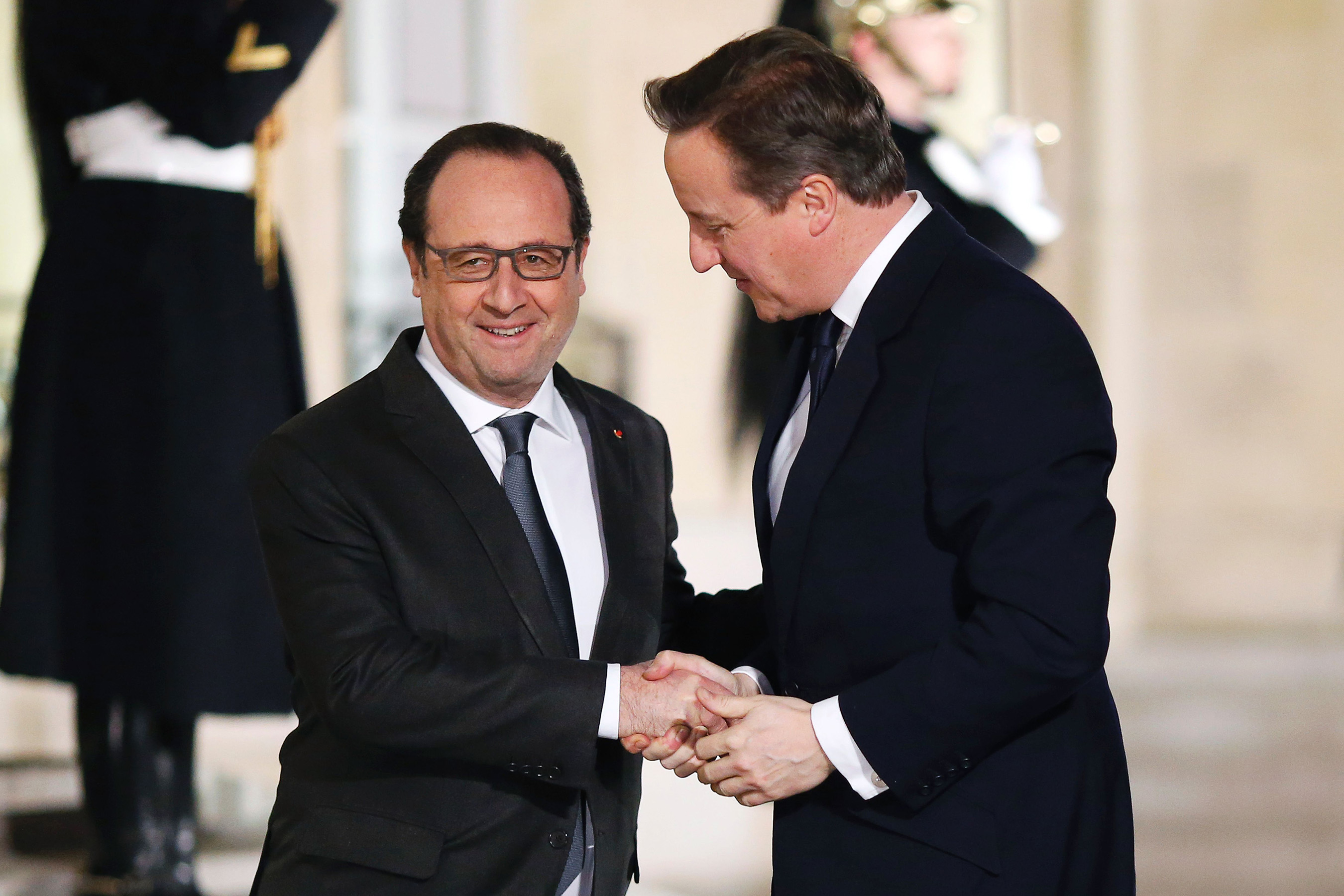 Cameron Riles French as `Brexit' Diplomacy Revives 2011 Spat - Bloomberg